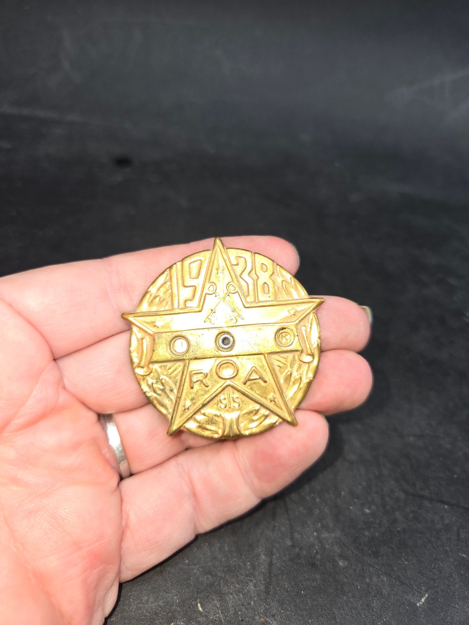 1938 Radio Orphan Annie Decoder Pin #9571 | Auctionninja.com