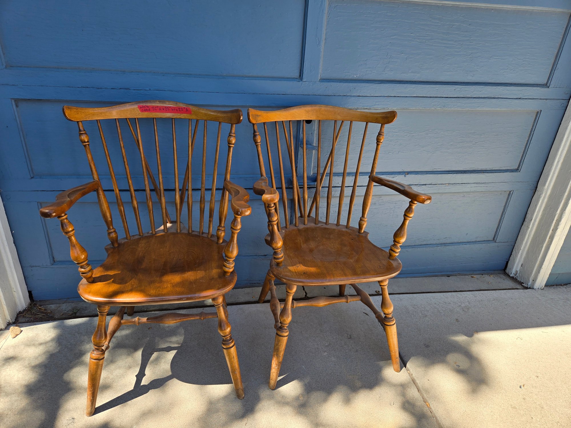 Two Ethan Allen Duxbury Windsor Chairs In Nutmeg Maple Fiddle Back Good ...