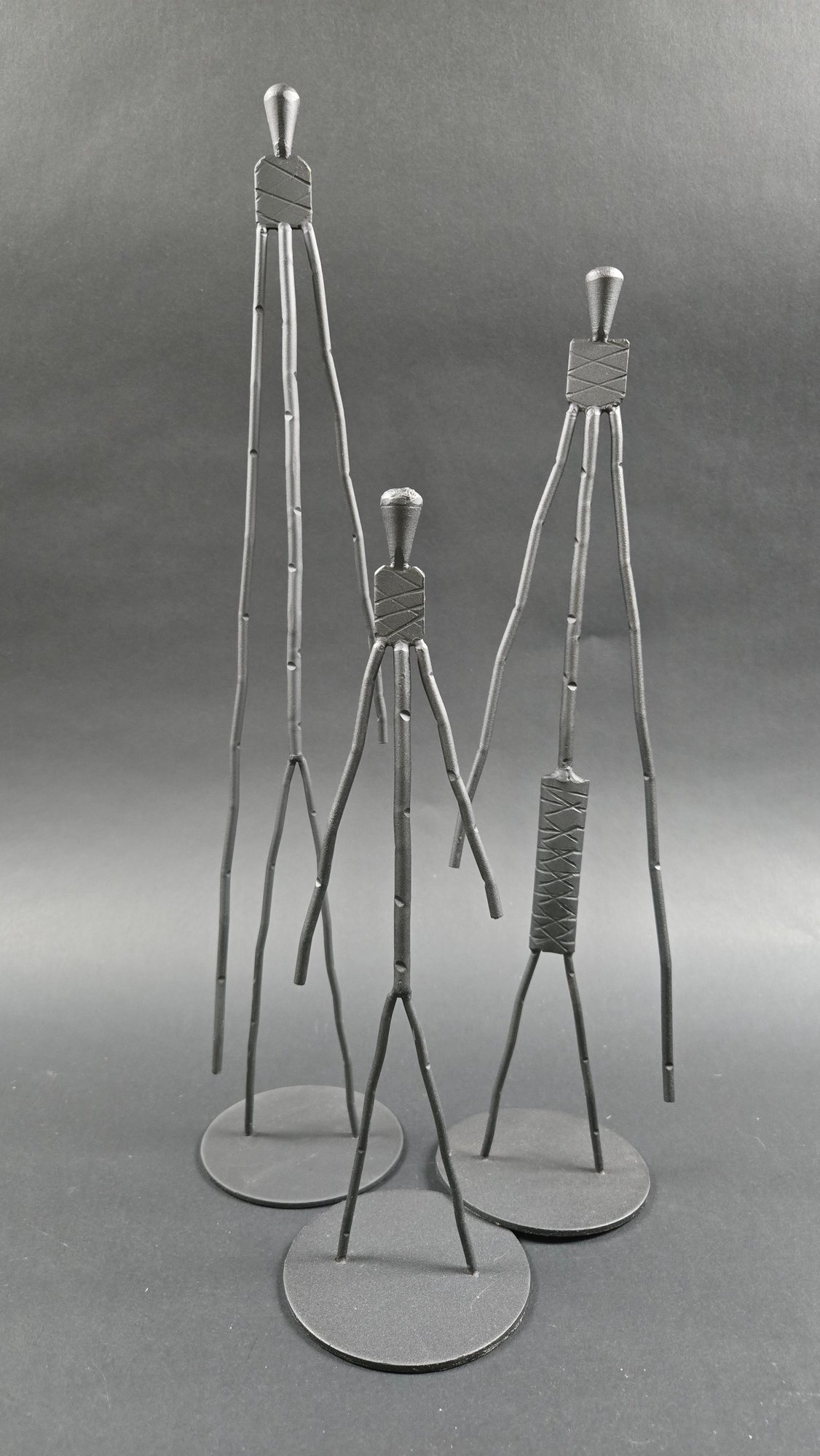 Metal Stick Figure Decor Art Figures #11468 | Auctionninja.com