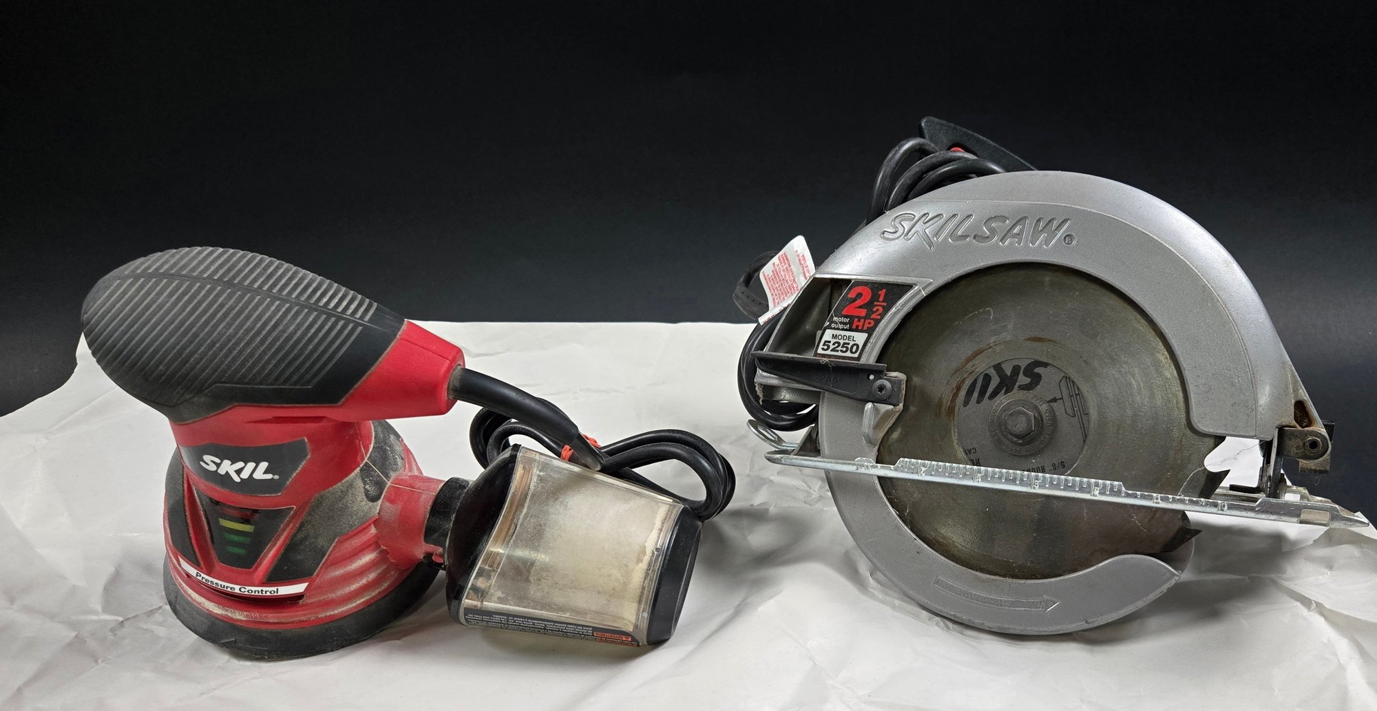 Skilsaw Tools - Power Saw And Pressure Sander #11553 | Auctionninja.com