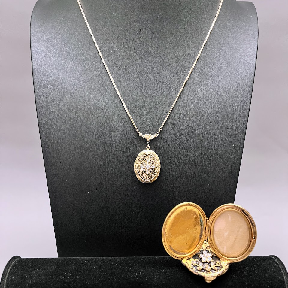 Vintage Gold Tone Open Locket Connected To Embellished Base 1928 Gold ...