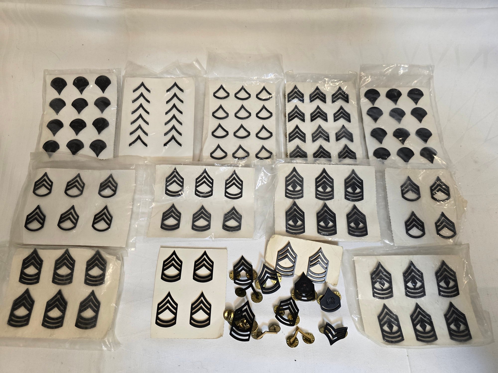 Lot Of Pin Back Utility Uniform Rank Insignia #4019 | Auctionninja.com