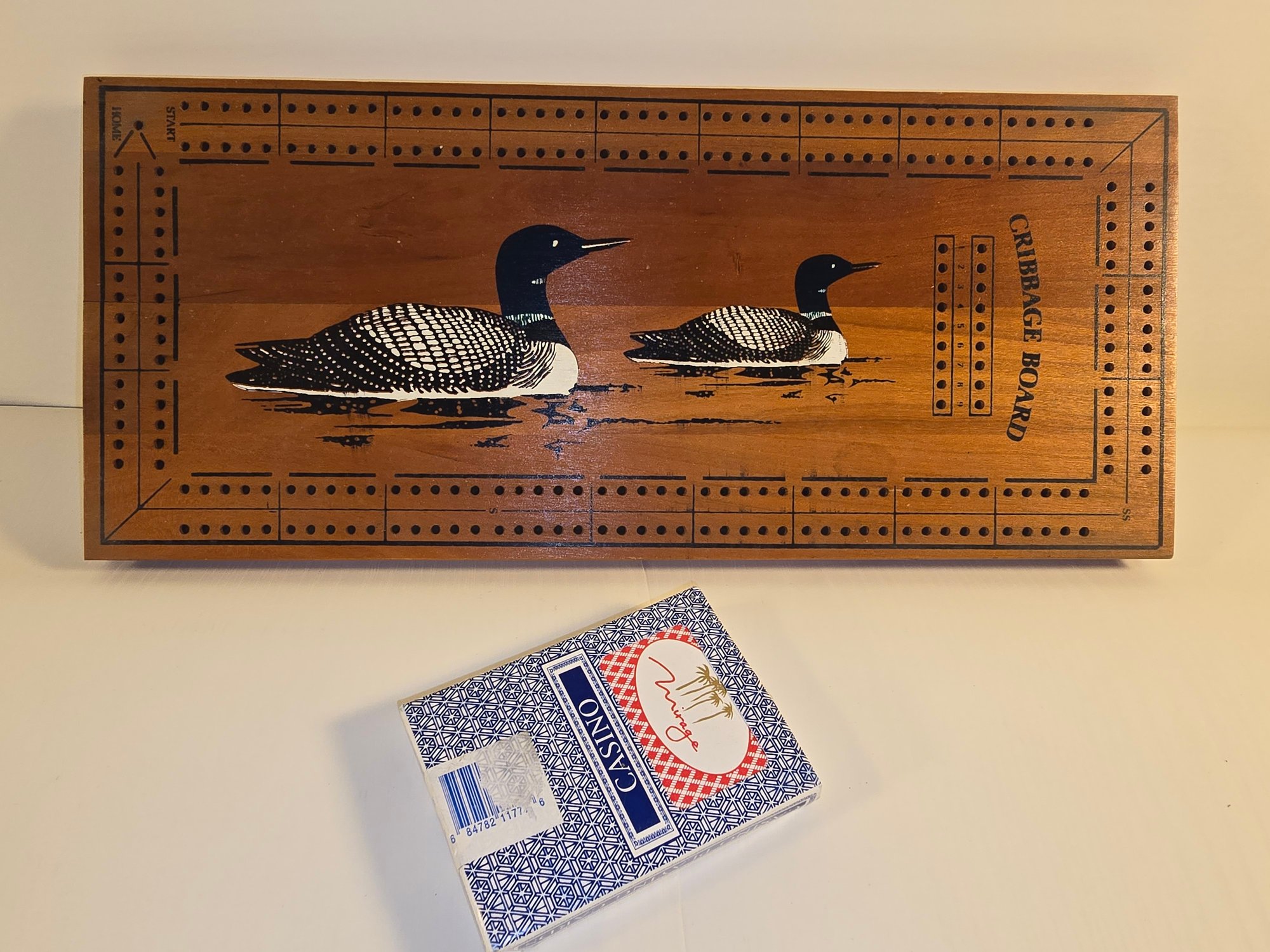 Cribbage Board With Loons #4166 | Auctionninja.com