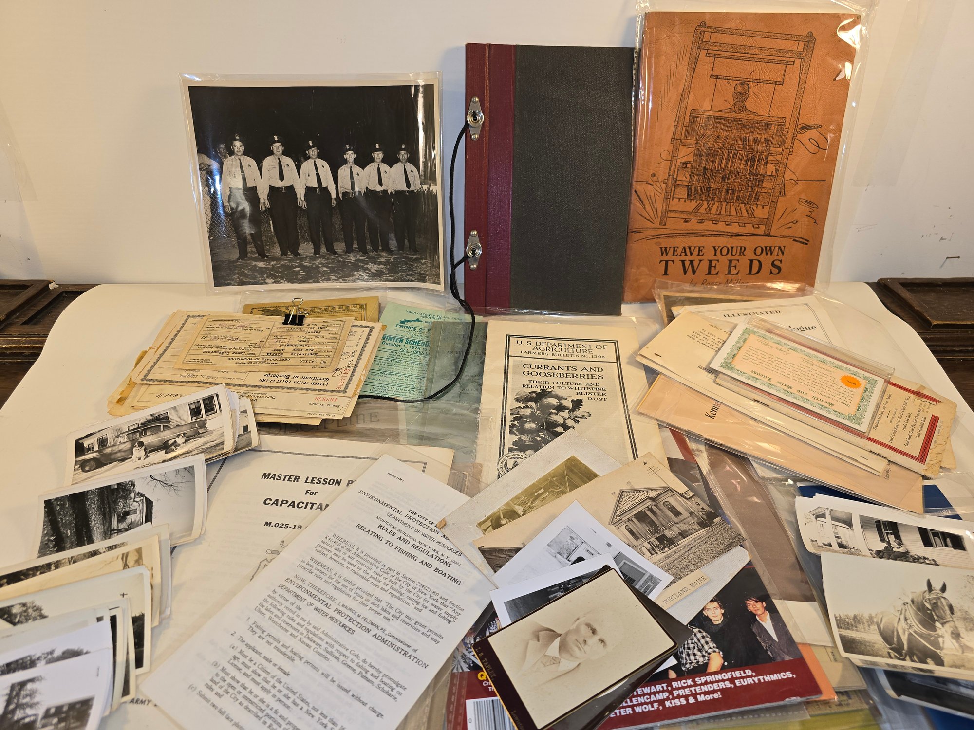 Ephemera Lot 1 #4240 | Auctionninja.com