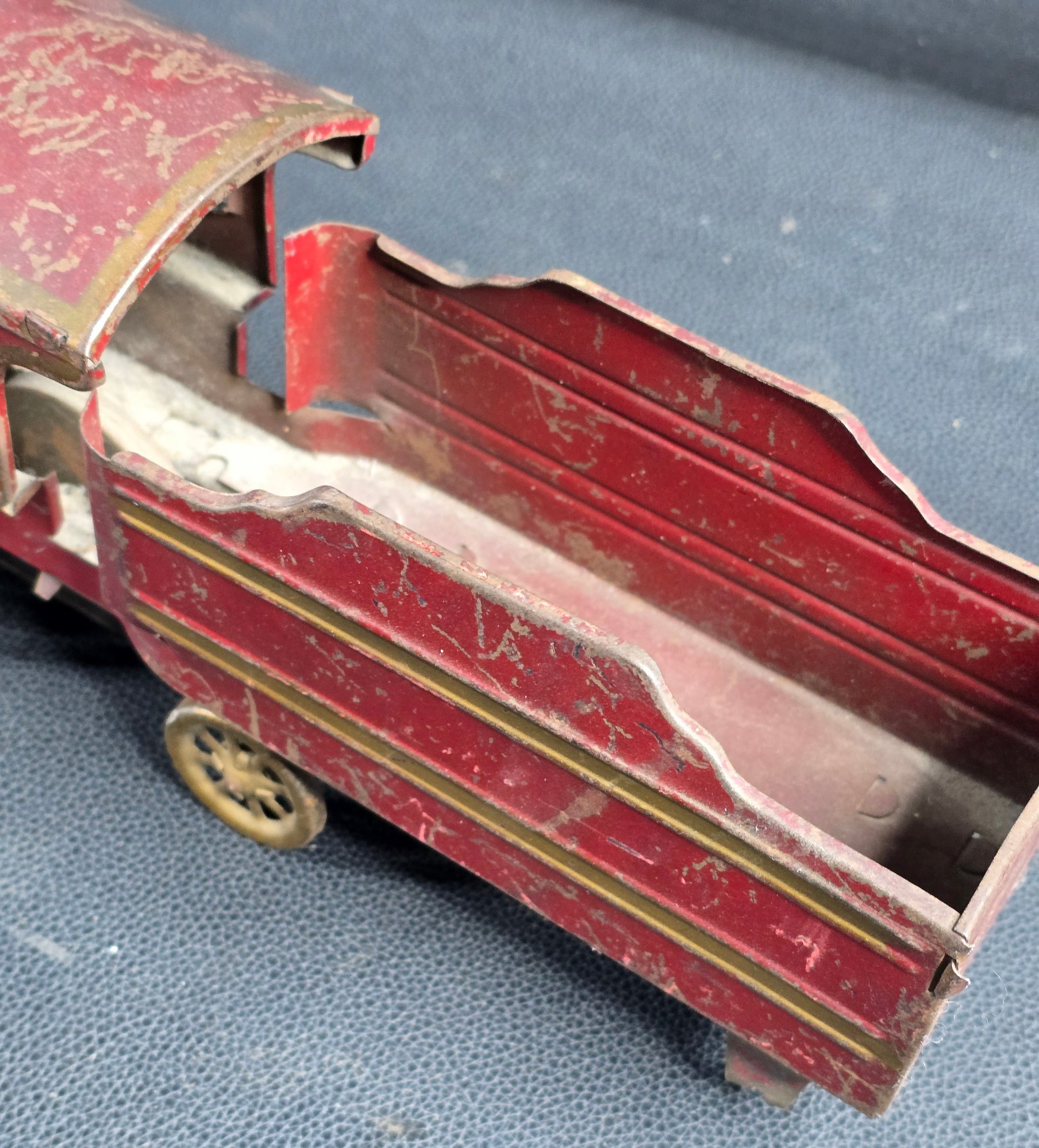 Vintage Red Pressed Steel Hill Chamber Toy Train Engine & Tender #9732 ...