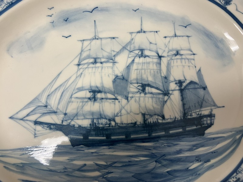 Platter Oxney Green, Made In England, 17" W #9944 | Auctionninja.com