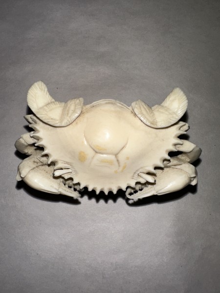 Crab, Ivory On Stand, 3.5" W X 1.5" T #10421 | Auctionninja.com