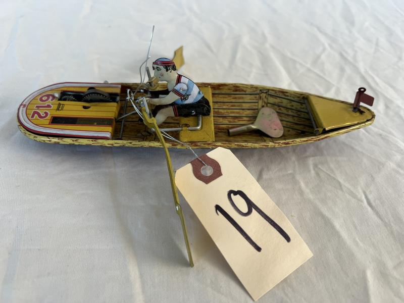 Toy Row Boat With Key #9036 | Auctionninja.com