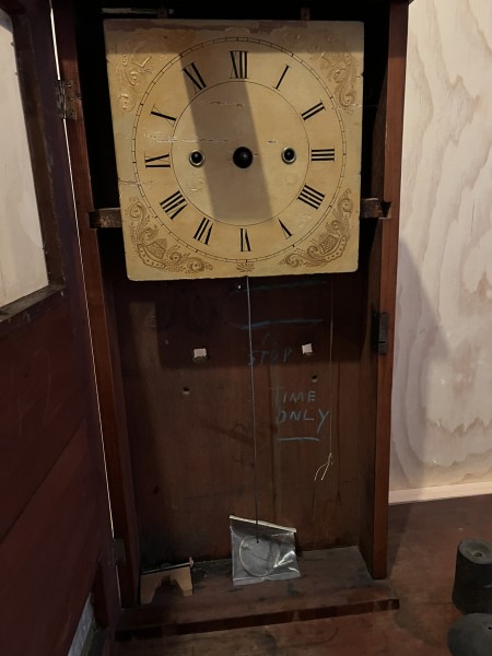 Mantle Clock With Missing Clock Works & Needs Repairs, No Key, 35" Tx ...