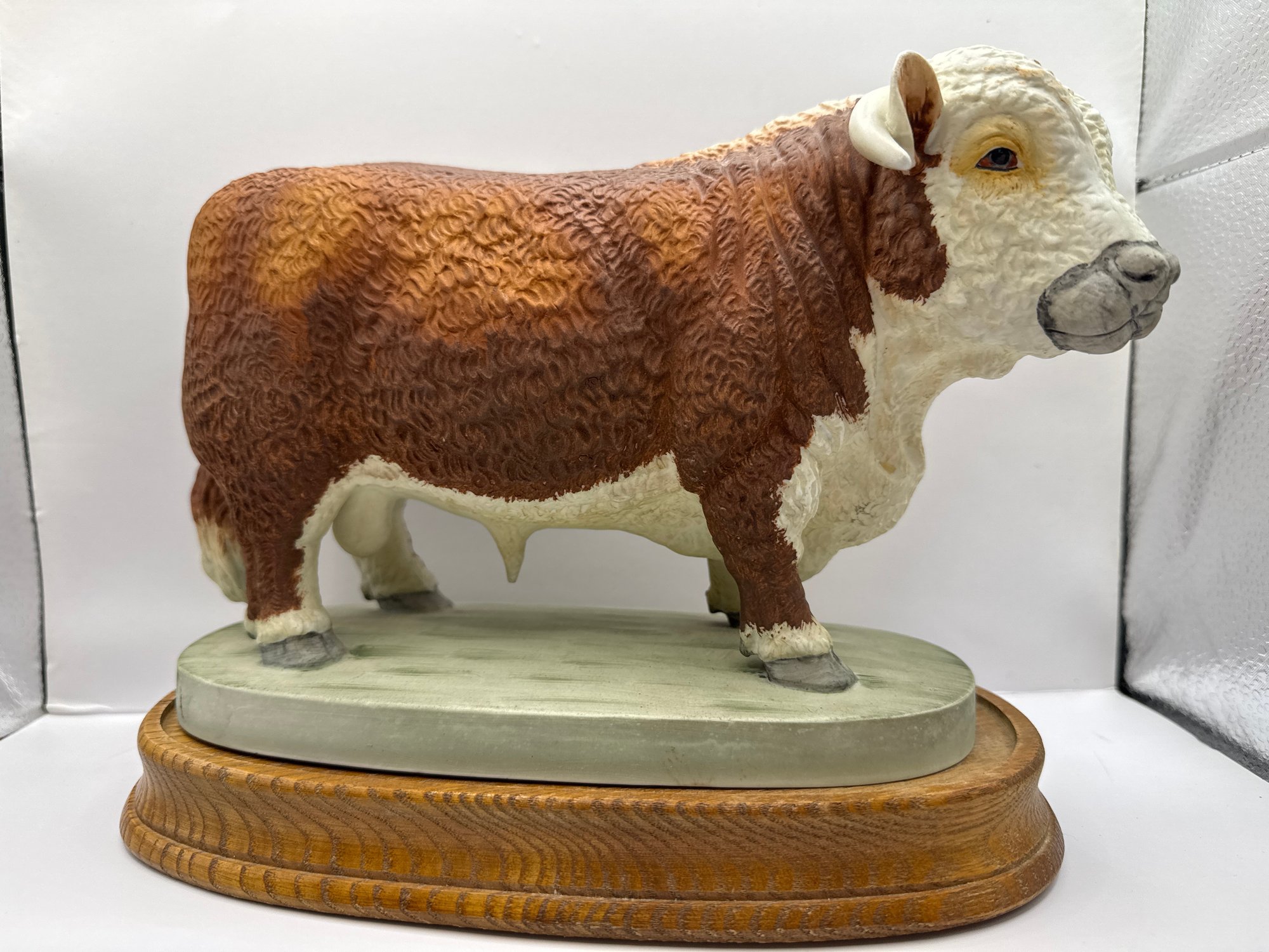 ANDREA BY SADEK HEREFORD BULL FIGURINE On Wood Stand #6169 ...
