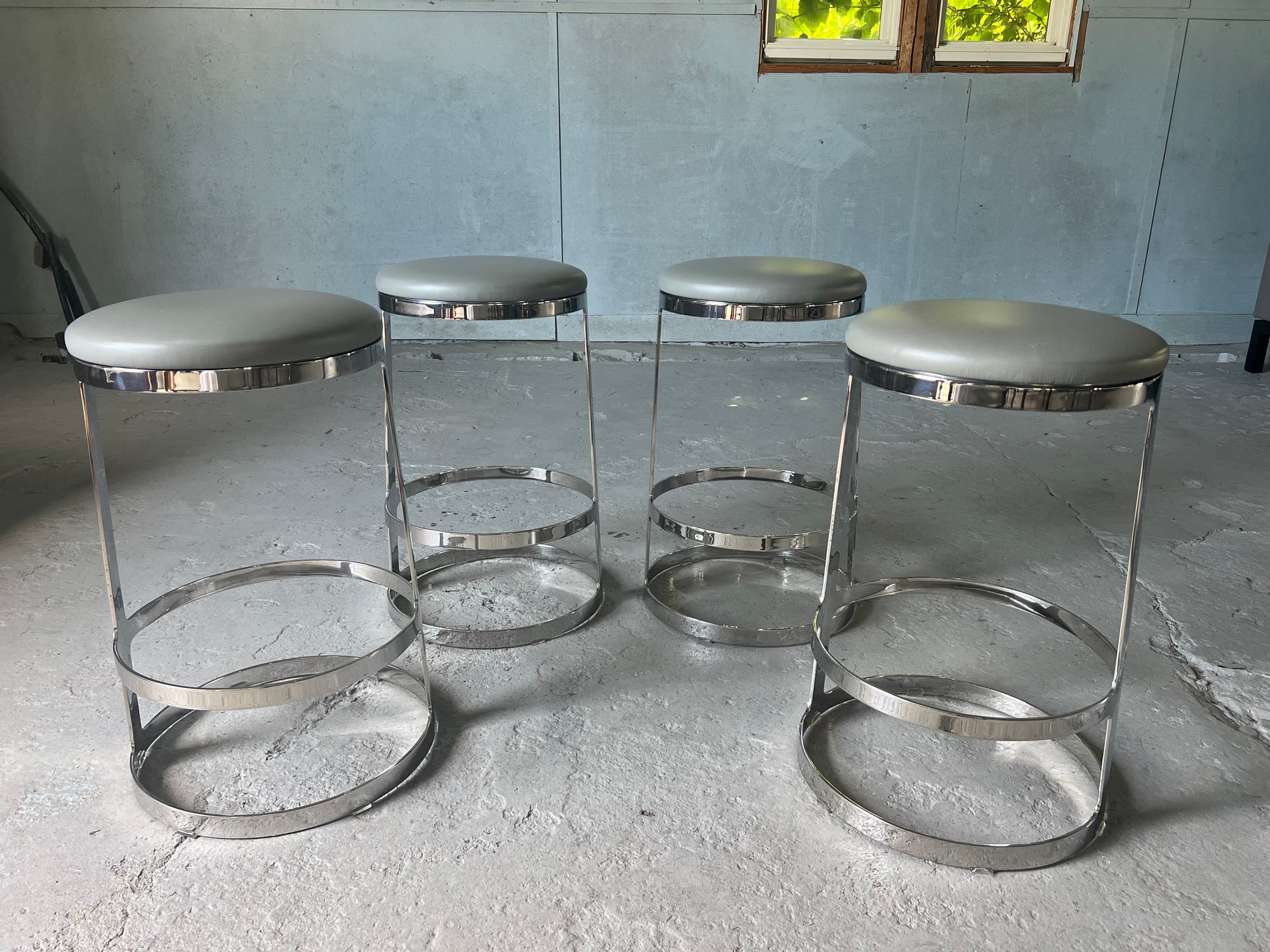 Set Of Four Bernhardt Aro Polished Steel And Leather Swivel Counter ...