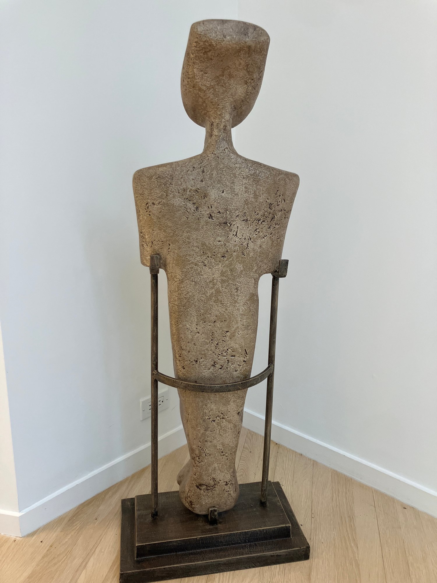Greek Cycladic Idol Resin Sculpture #7444 | Auctionninja.com