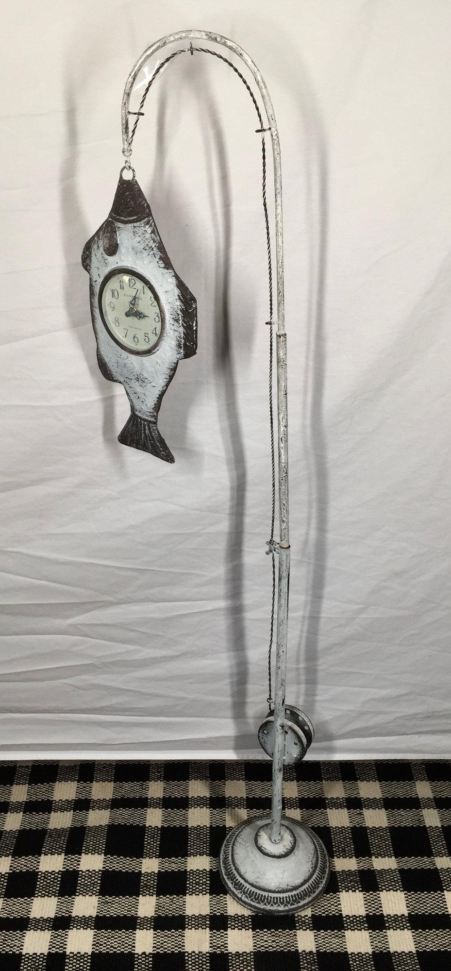 Unique 4 Foot Tall Fishing Pole And Fishing Styled Metal Clock #11958 ...