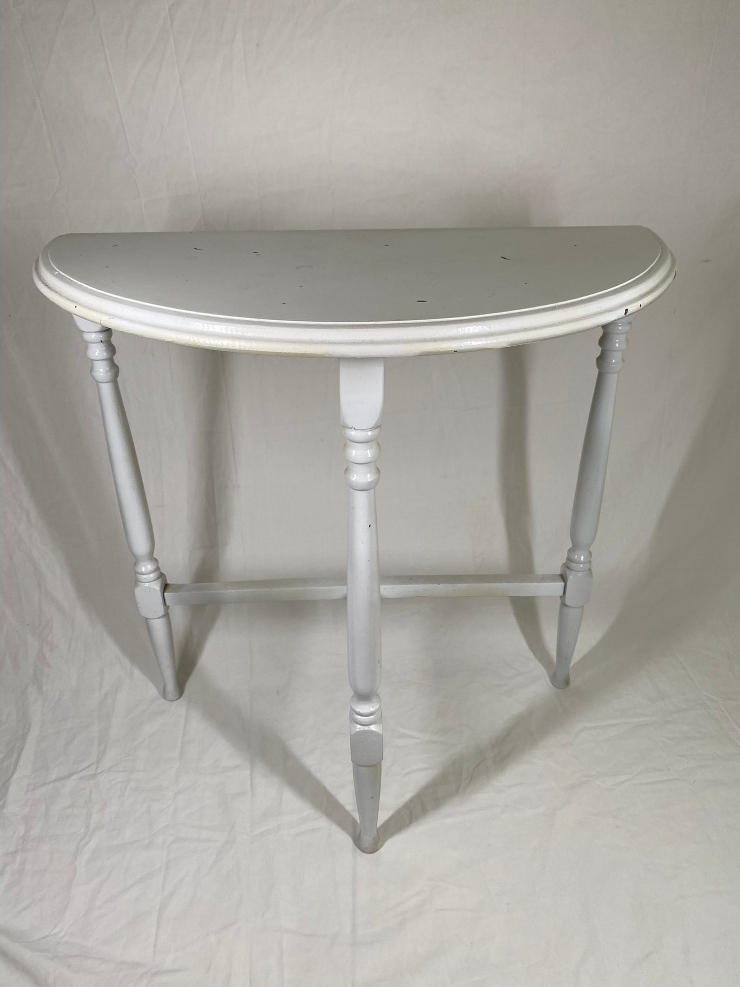 White, Small 1/2 Round Hall Table #17586 | Auctionninja.com