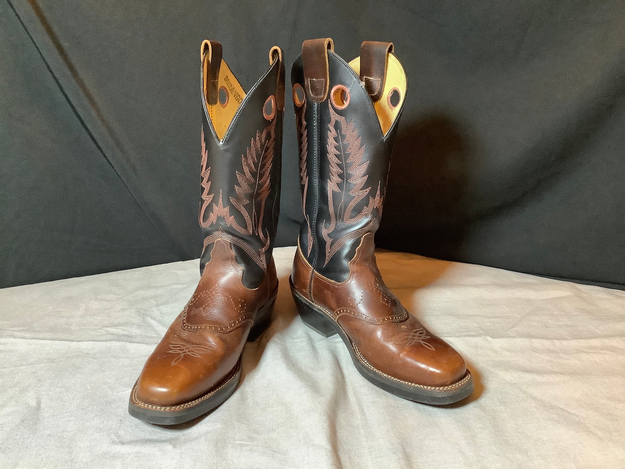 Durango Cowboy Boots Size 9 D #15756 | Auctionninja.com