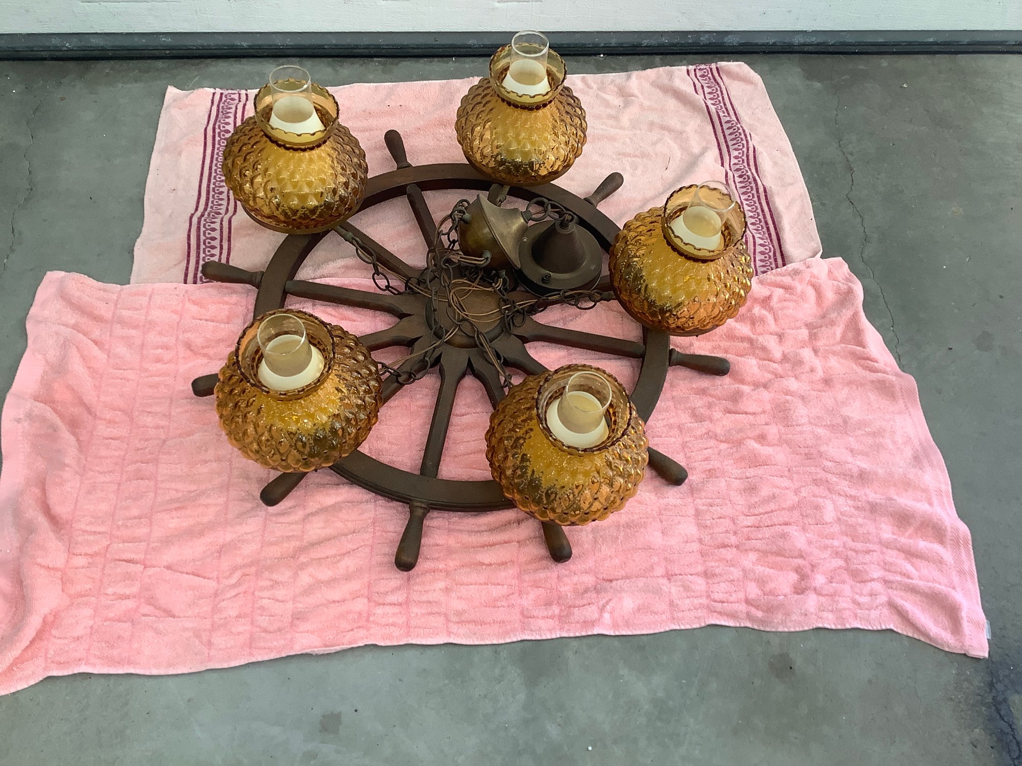 Vintage MCM Hanging Ships Wheel Light Fixture #17364 | Auctionninja.com