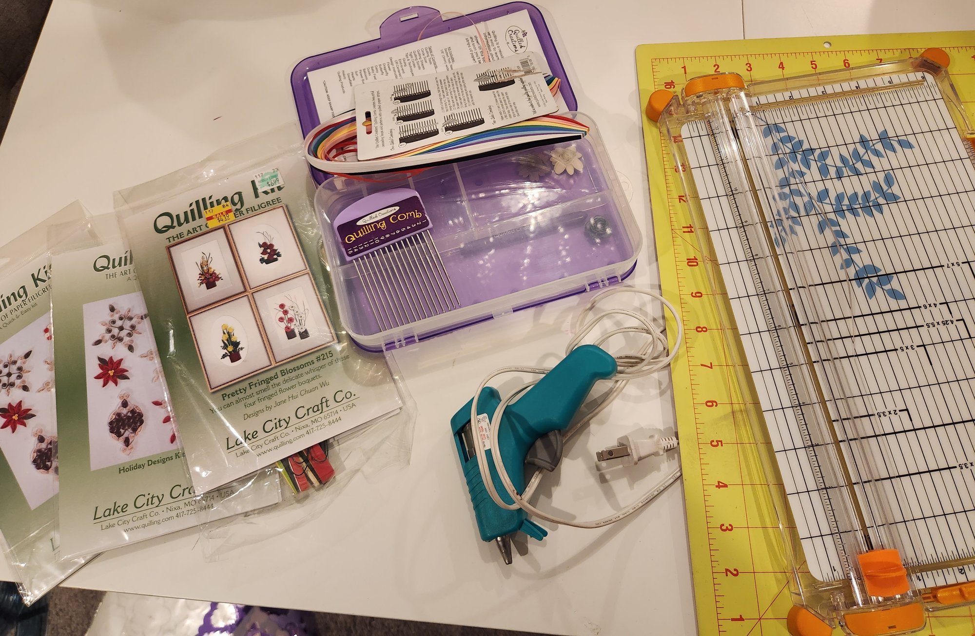 Quilling Set, Kits NIB, Glue Gun, Cutting System, Crafting, Crafts ...