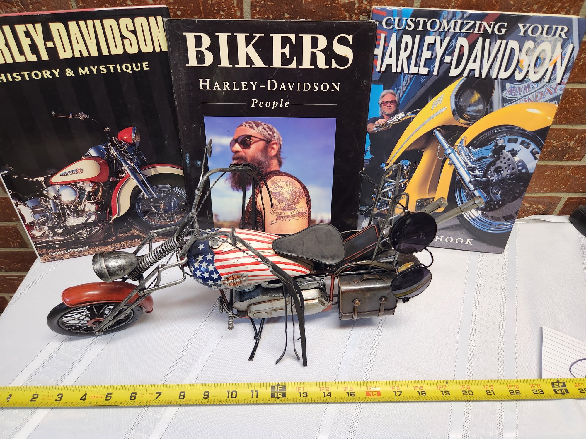 Harley Davidson Swag: Model Harley With Leather Handle Grips, 3 Books ...