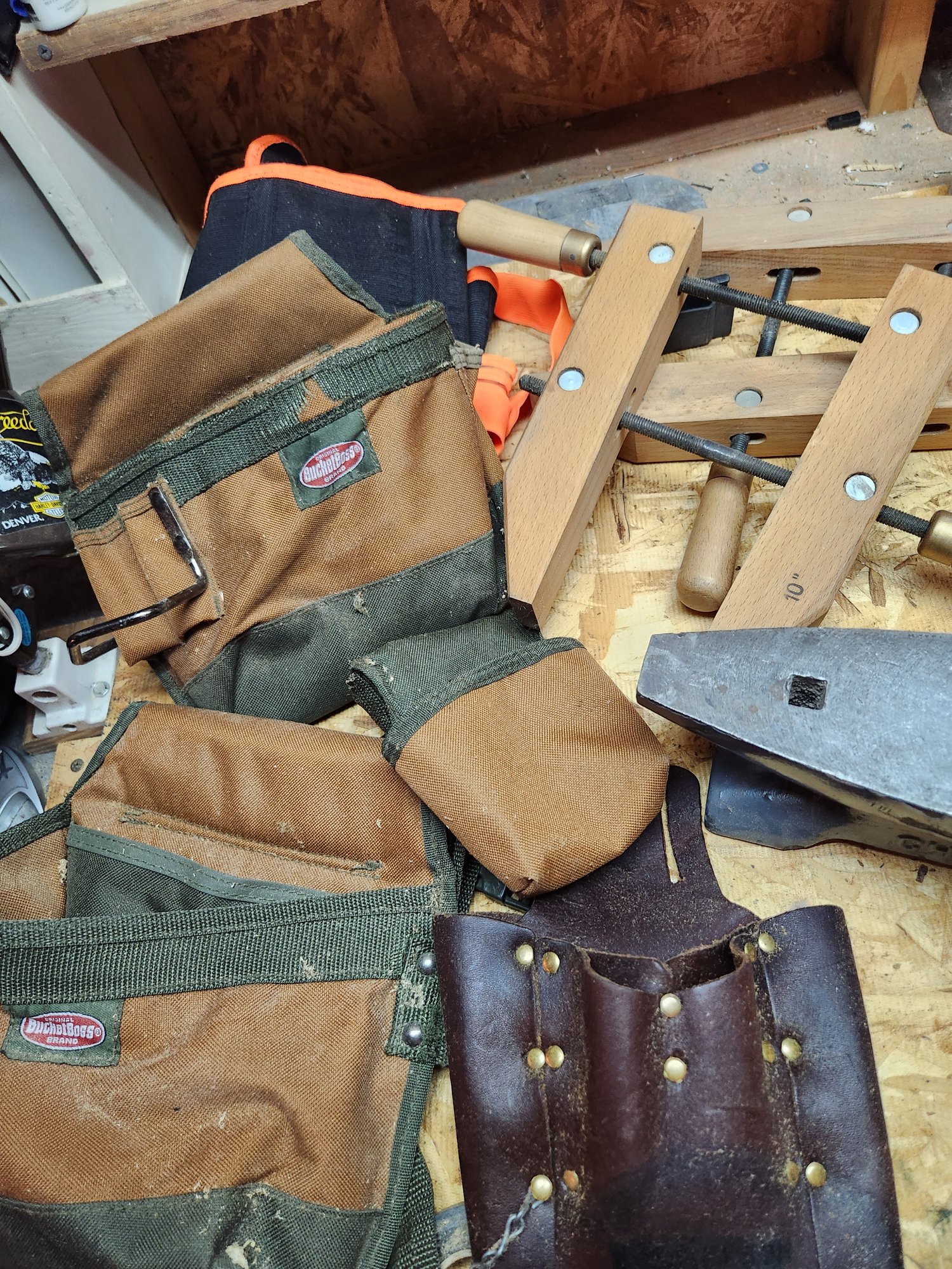 Anvil, Knee Pads, Clamps, Tool Belt Pouches, Storage For The DIY #9800 ...