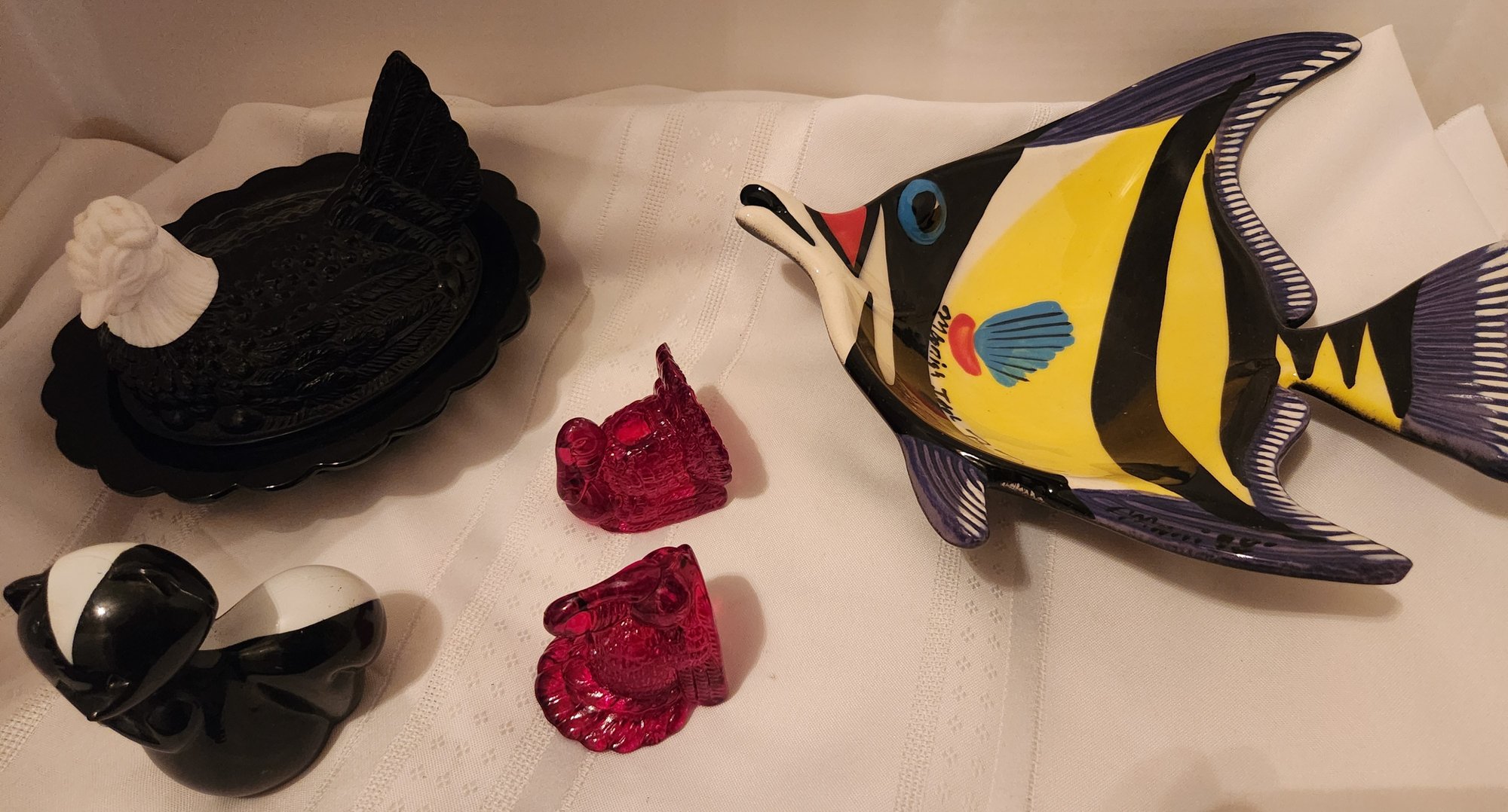 Rare Glass Black Hen On A Nest With White Head, Avon Skunk Perfume ...