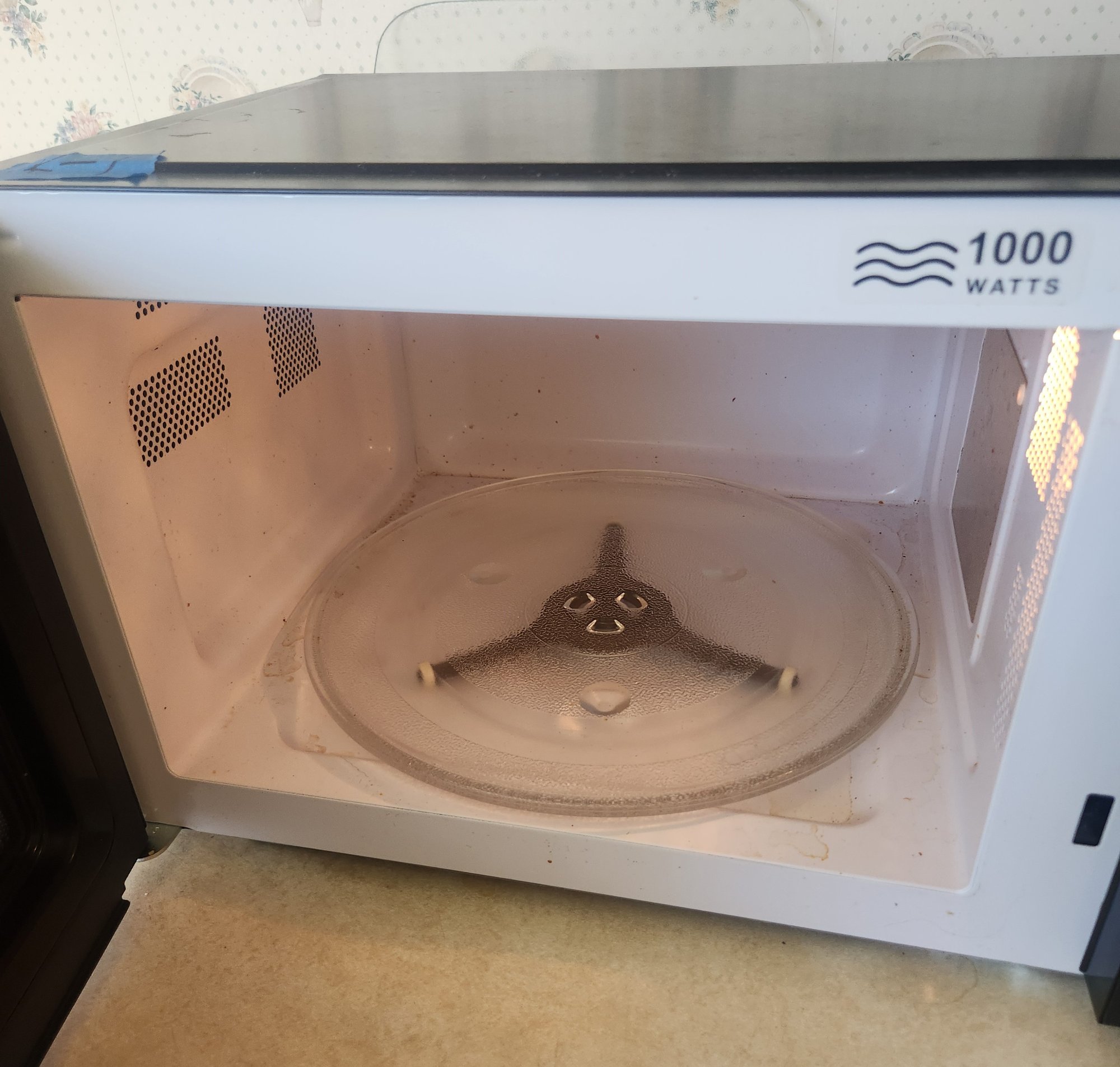 Hamilton Beach 1000 Watt Microwave, Small Countertop - Kitchen ...