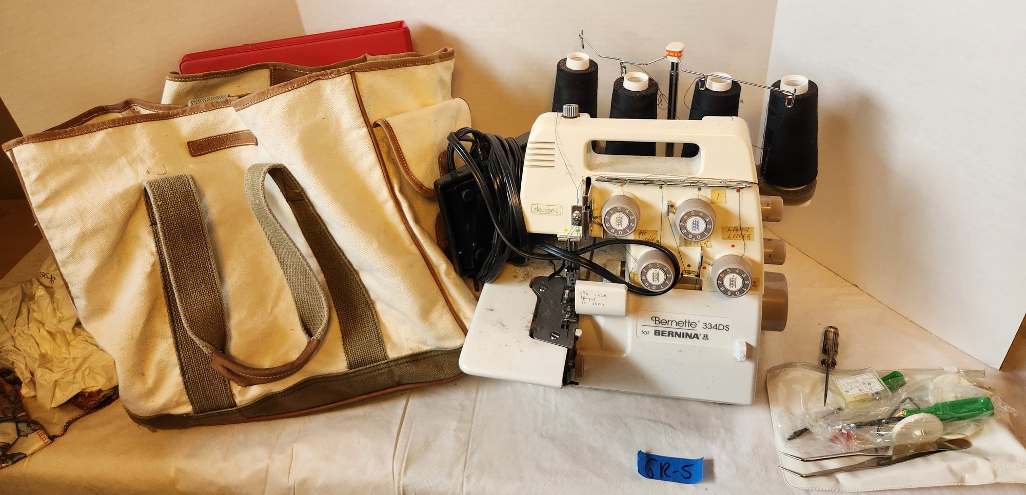 Bernina Bernette 334DS Serger, Tote Bag Carrying, Accessories - Used ...