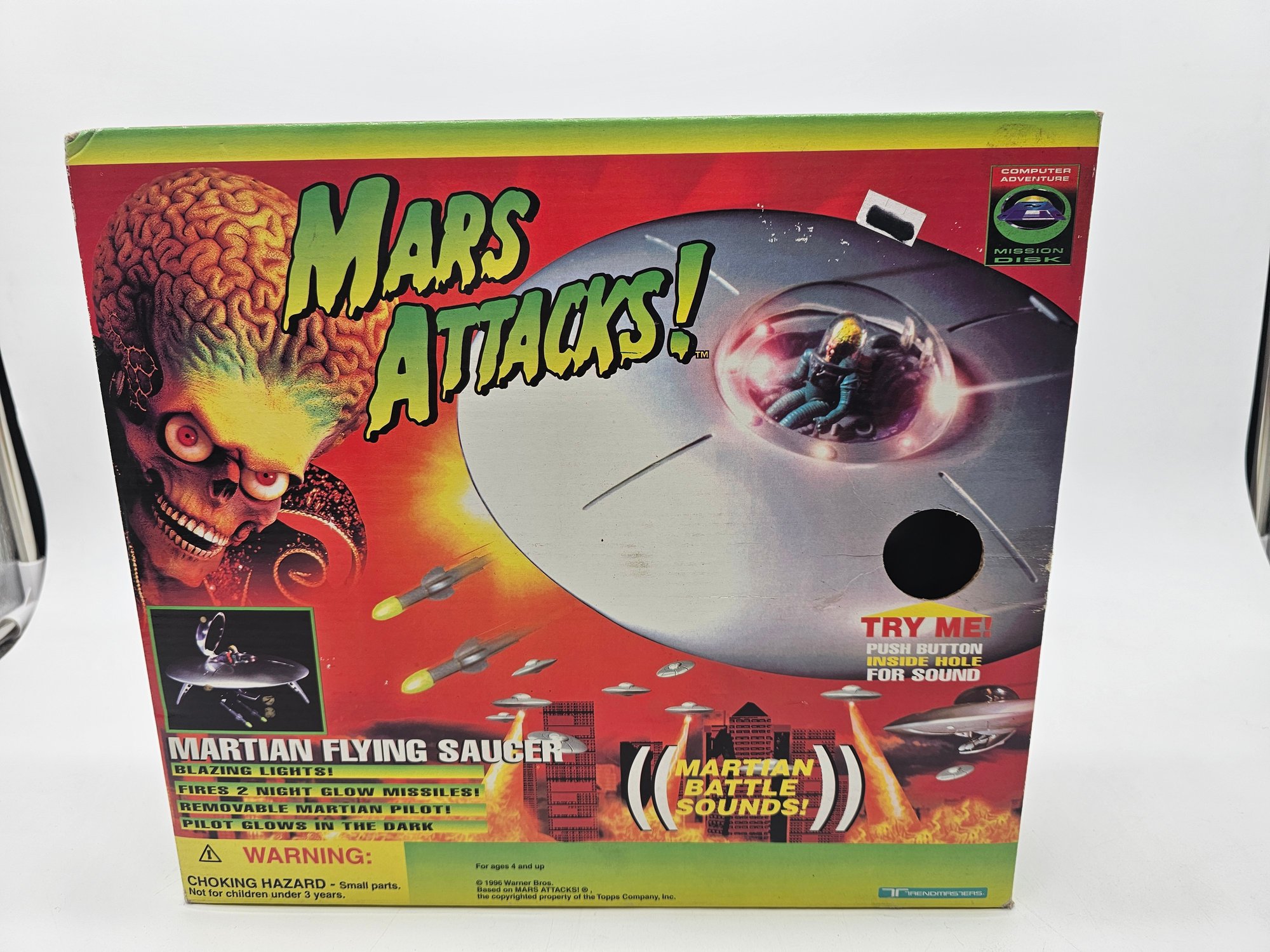 Mars Attacks! Martian Flying Saucer Toy #7143 | Auctionninja.com