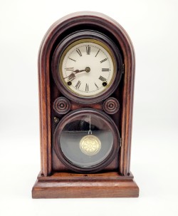E. Ingraham & Co. Chime Clock #7369 | Auctionninja.com