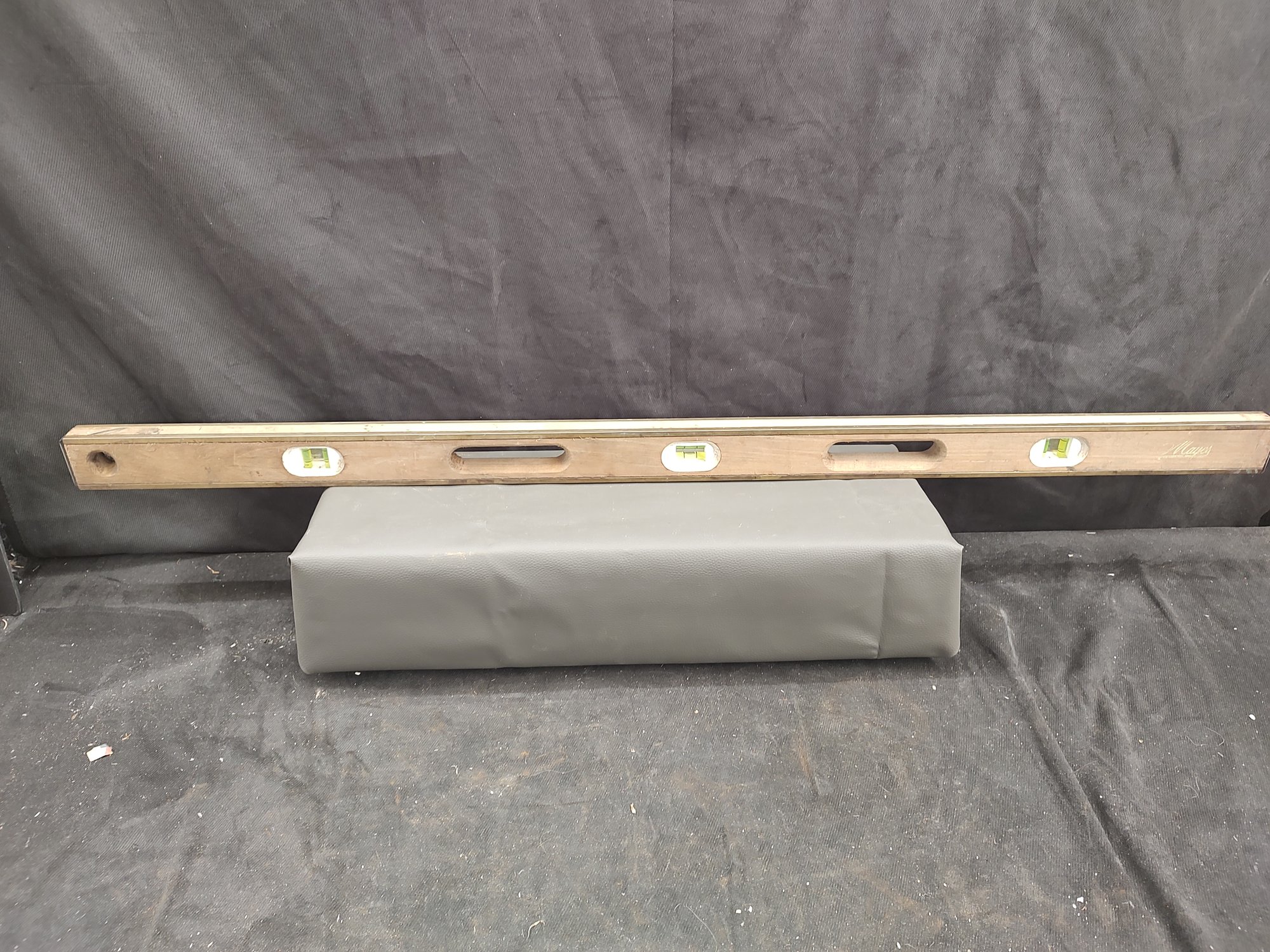 Vintage Mayes Wood Level #2479 | Auctionninja.com