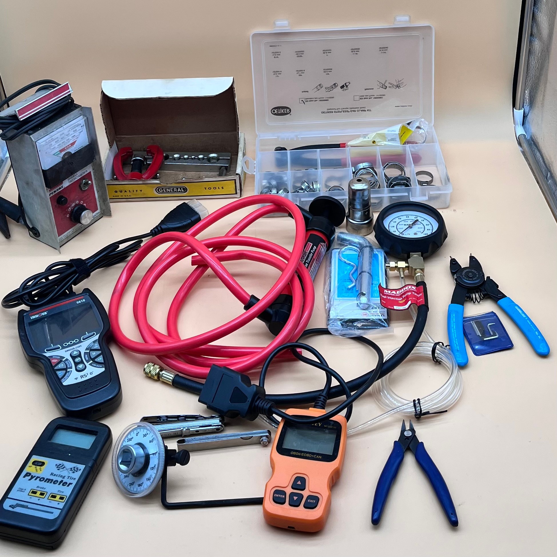 Lot Of Automotive Tools And Devices #9864 | Auctionninja.com