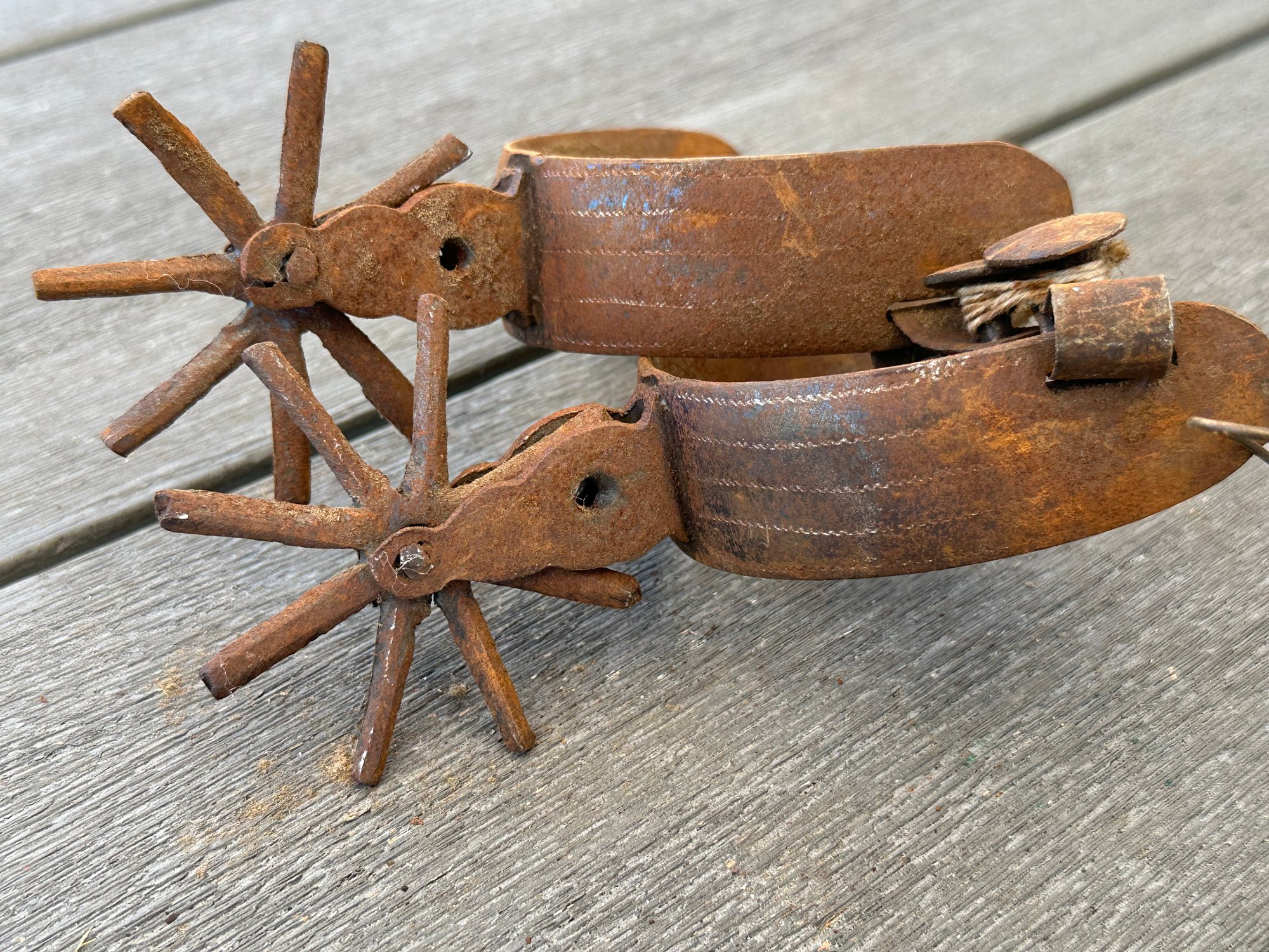 Vintage Set Of Spurs (#111) #2441 | Auctionninja.com