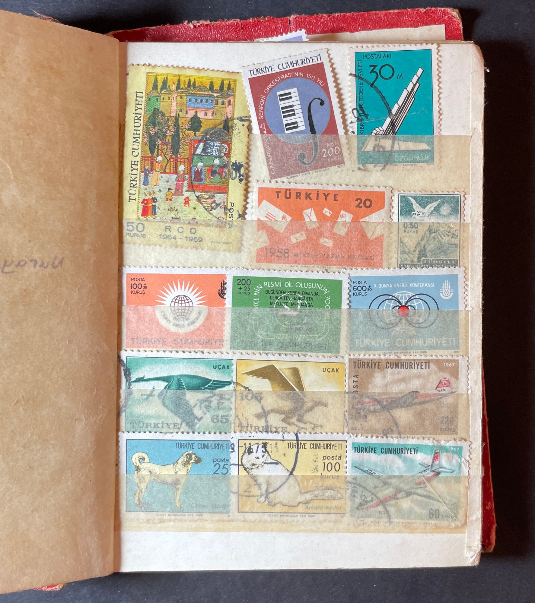 Small Book Of Foreign Stamps - Pics Show All The Stamps #2823 ...