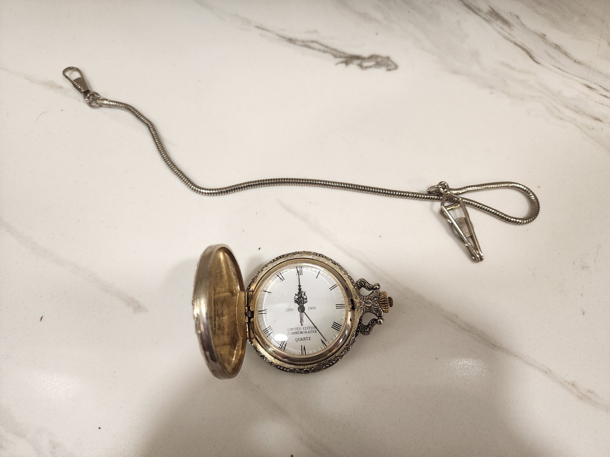 #115 BICENTENNIAL STATUE OF LIBERTY POCKET WATCH #6269 | Auctionninja.com