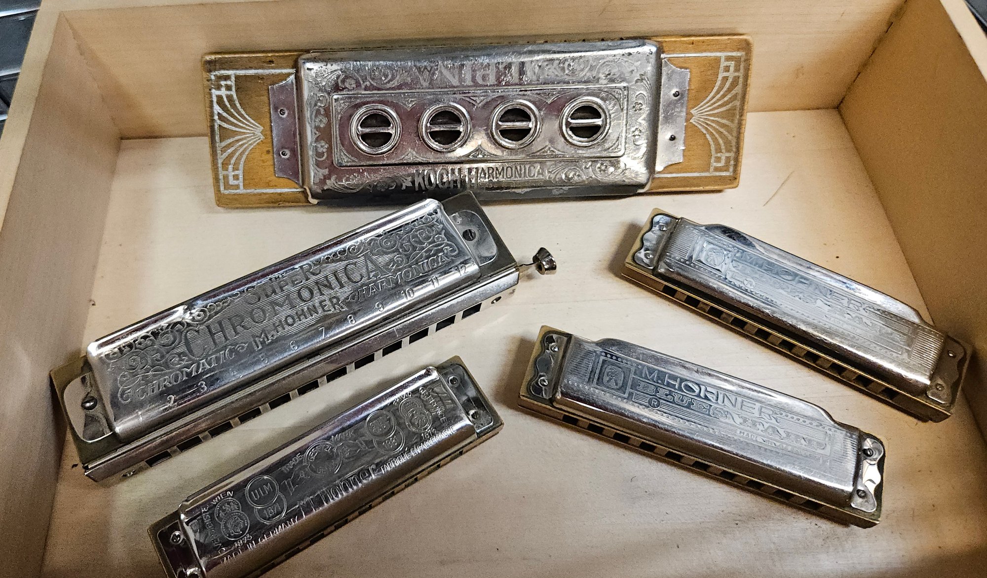 Set Of Five Vintage Harmonicas In Nice Wooden Storage Box - Very ...