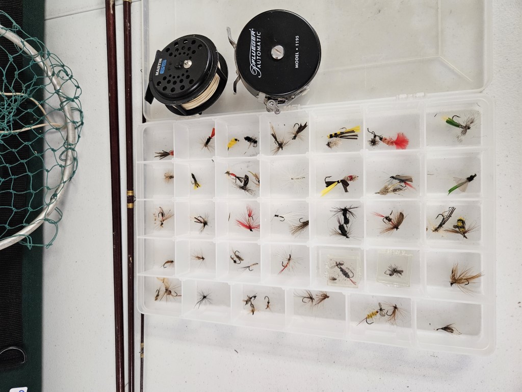 Complete Fly Fishing Set-Up: 8-foot Fly Rod, Cabelas Fly Rod Case, Two ...