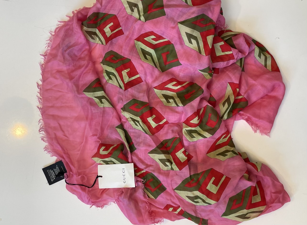 GUCCI AUTHENTIC Pink GG Cube Silk Monogram Scarf #1099 | Auctionninja.com