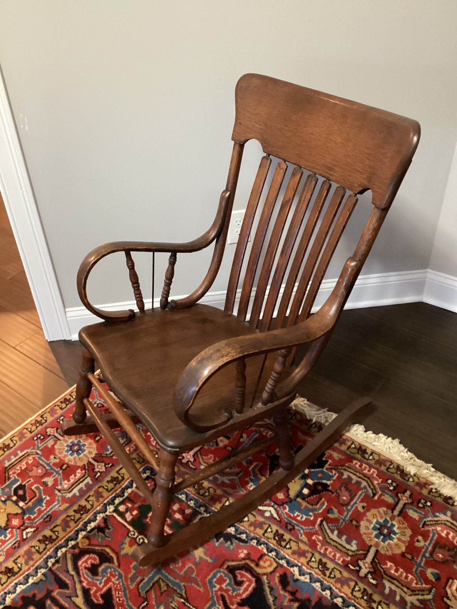 Antique Oak Rocker #3810 | Auctionninja.com
