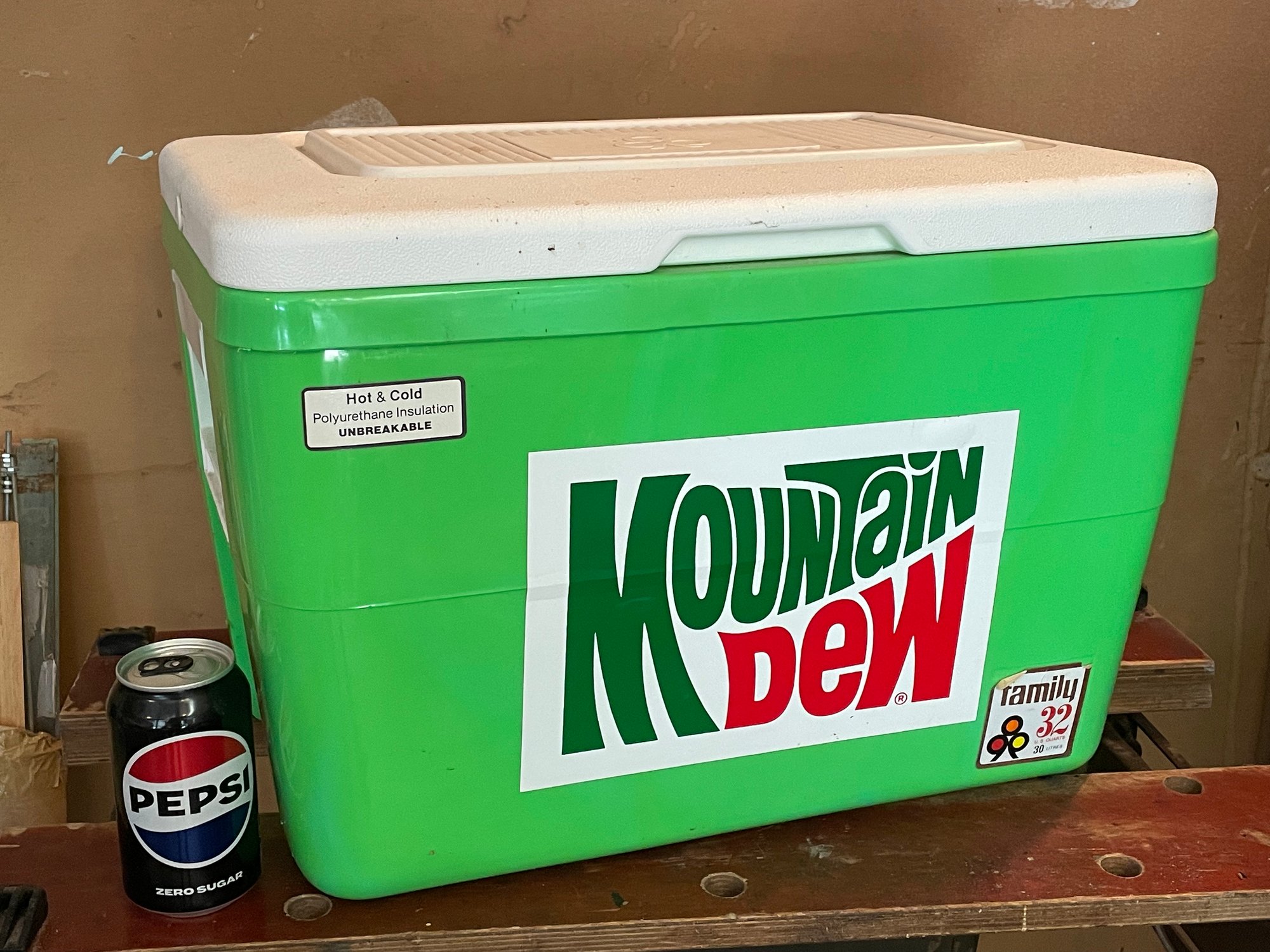 Vintage MOUNTAIN DEW Family 32 Quart Cooler - Soda Advertising #23361 ...