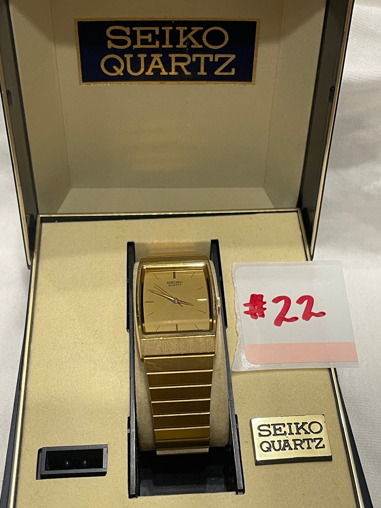 Vintage SEIKO Quartz Watch With Box #22030 | Auctionninja.com