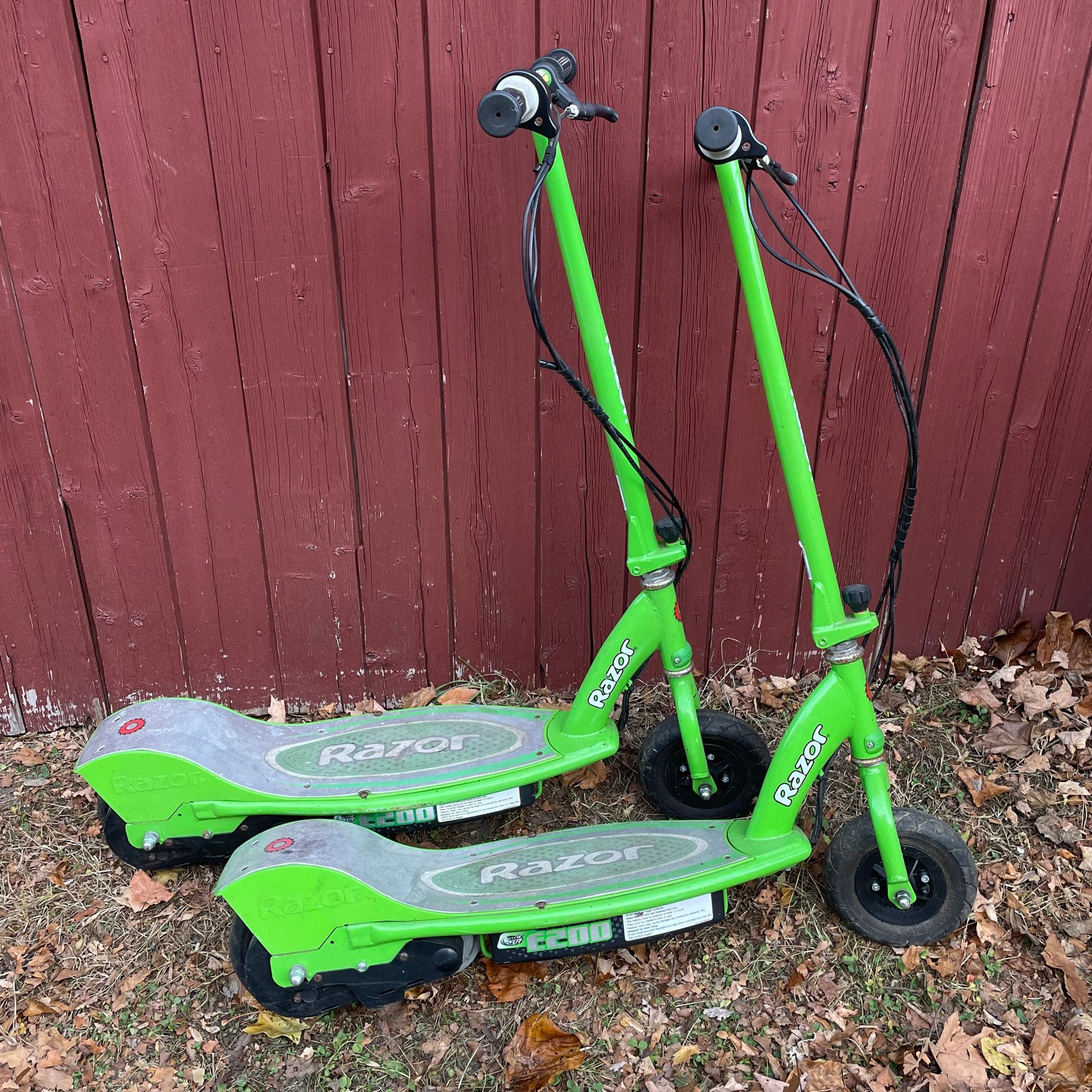 (Set Of 2) Razor E200 Electric Power Scooters UNTESTED #29127 ...