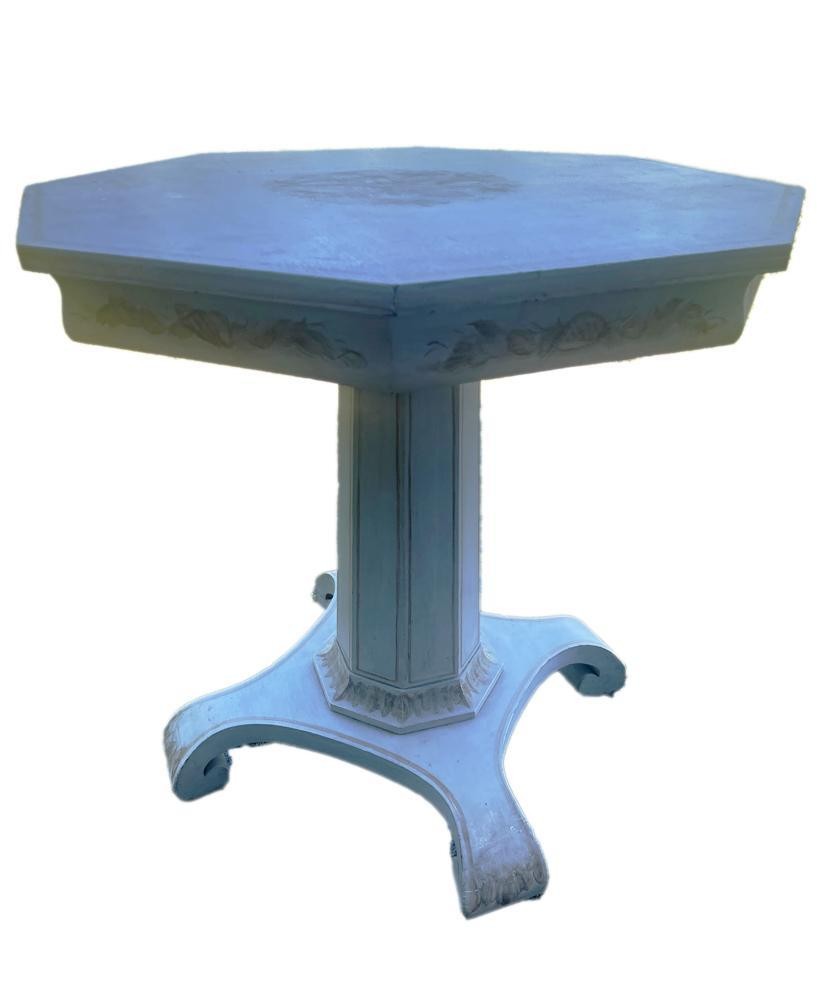 Antique Classical Table With Seashell Decoration #1082 | Auctionninja.com