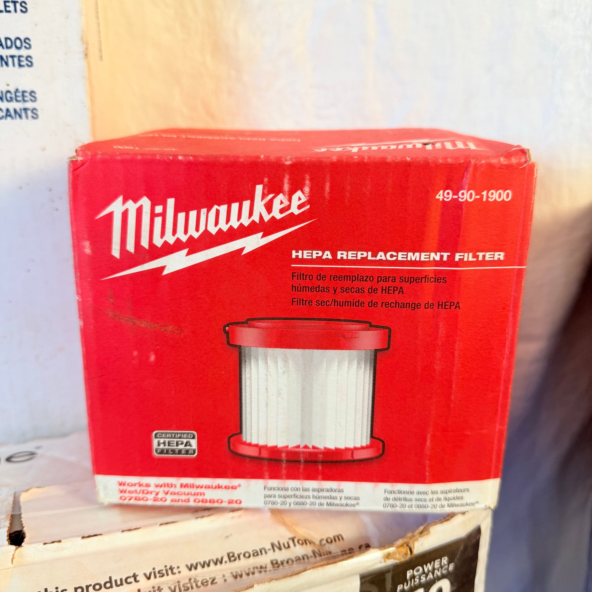 New Milwaukee Filter, Nutone Ventil Fan And Toilet Seat Plus Used AC ...
