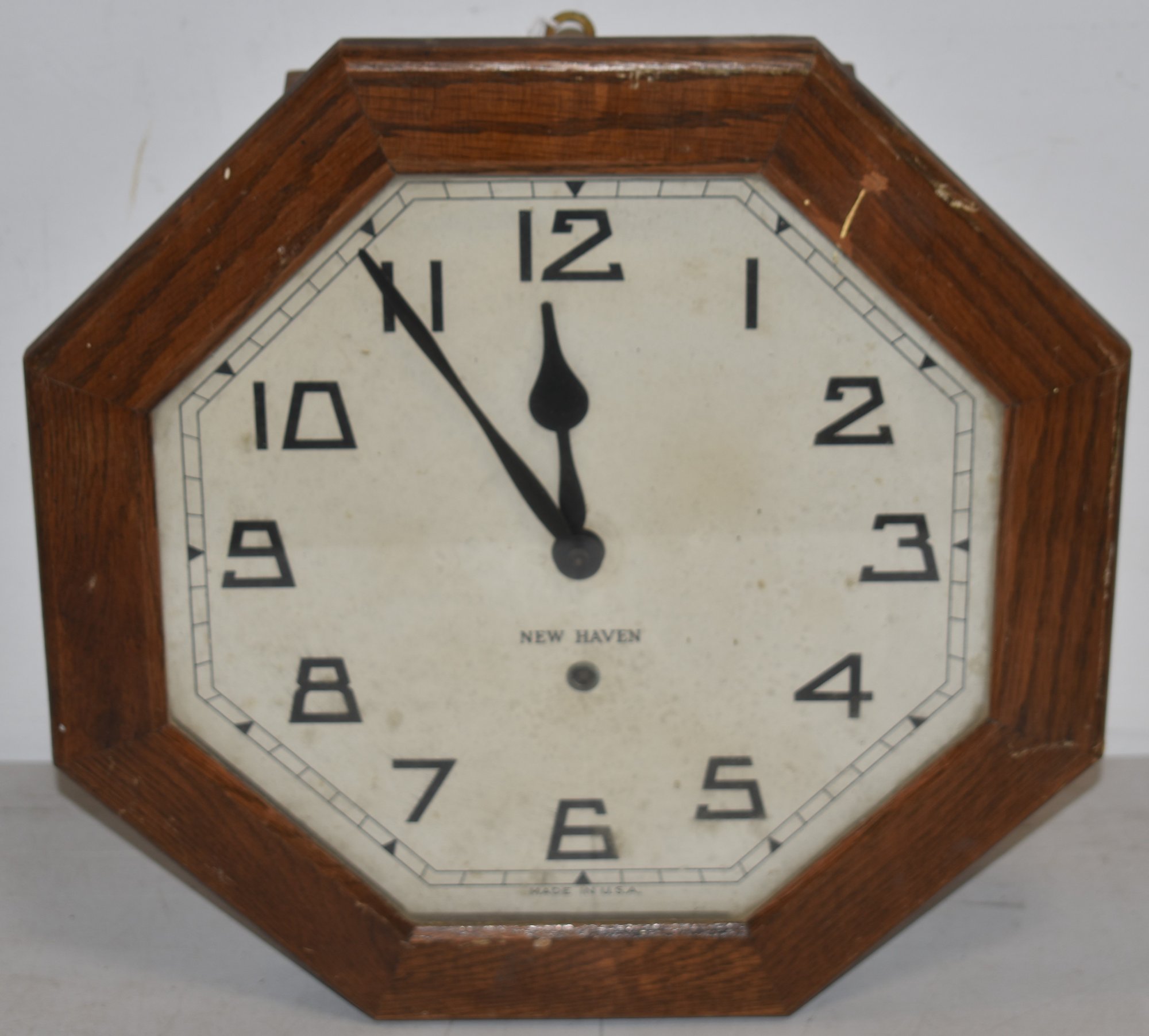 NEW HAVEN OCTAGONAL WALL CLOCK #6315 | Auctionninja.com