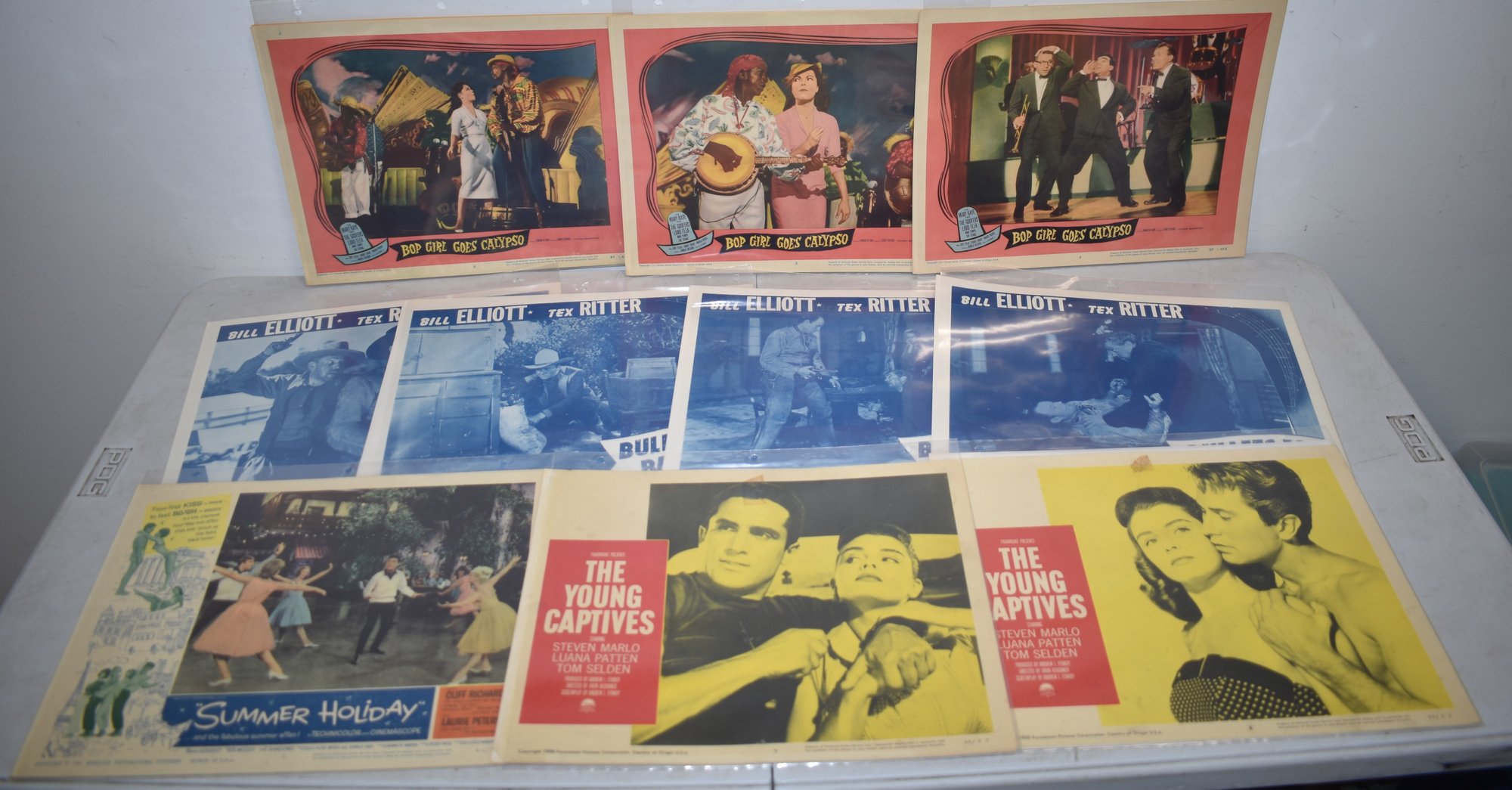 COLELCTION (20) VINTAGE MOVIE LOBBY CARDS #8296 | Auctionninja.com