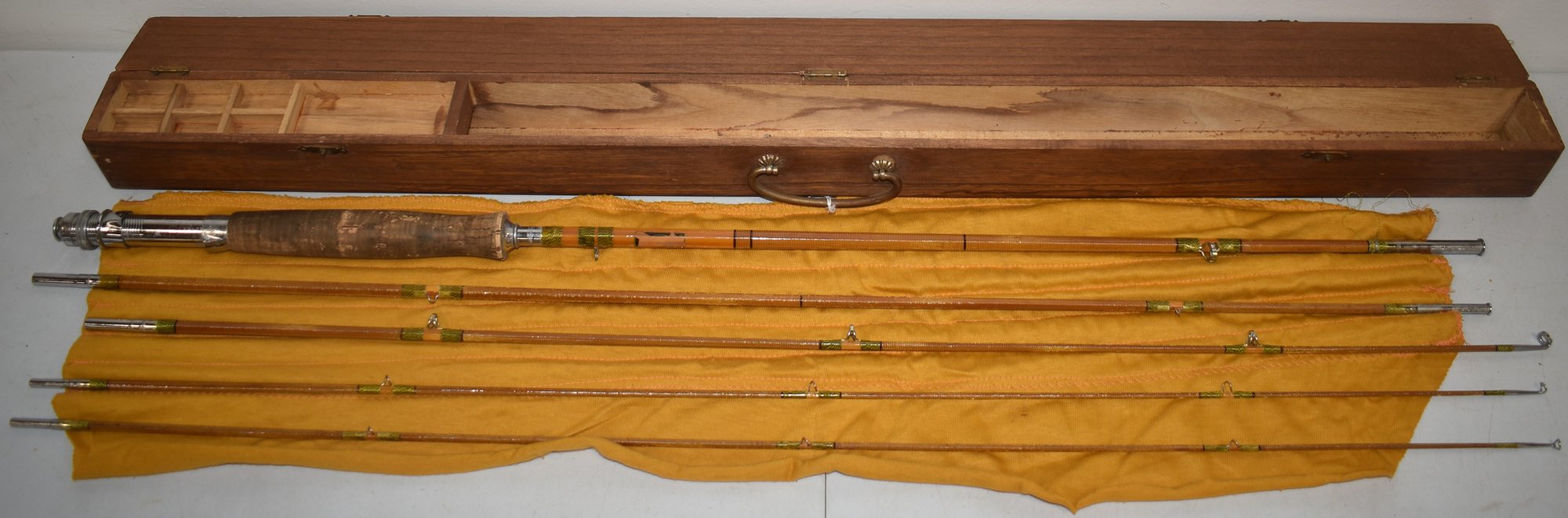 VINTAGE FLY ROD #7310 | Auctionninja.com