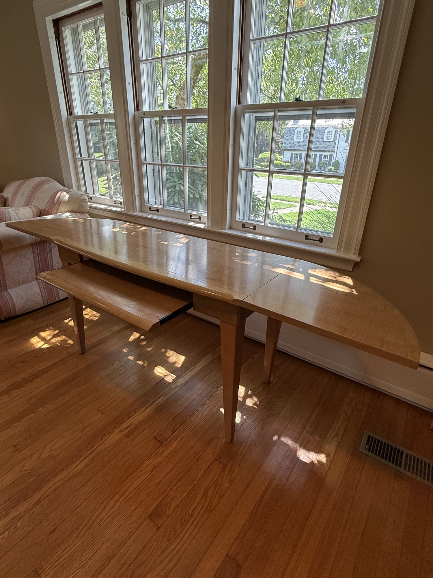 Lane Furniture Drop Leaf Modern Style Desk #1098 | Auctionninja.com