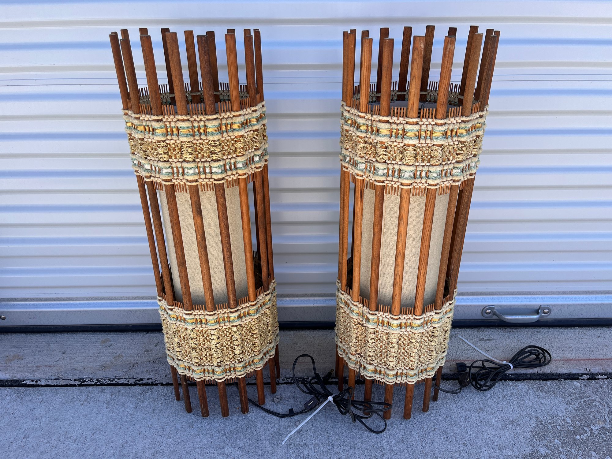 Pair Of Matching Unique Wooden And Threaded Cylindrical Lamps #4940 ...