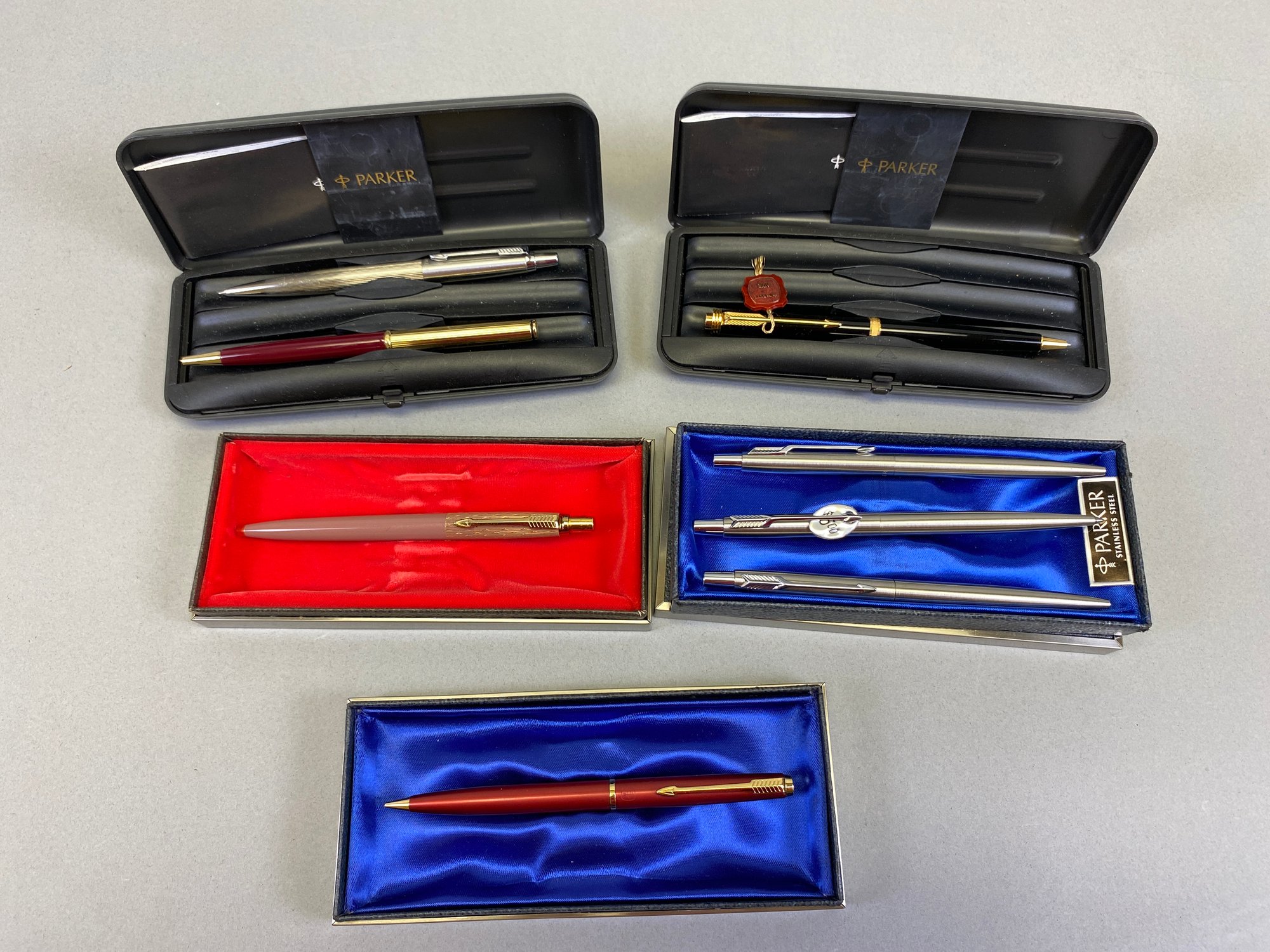 Vintage Parker Writing Pen Set Including Mechanical Pencils & Roller ...