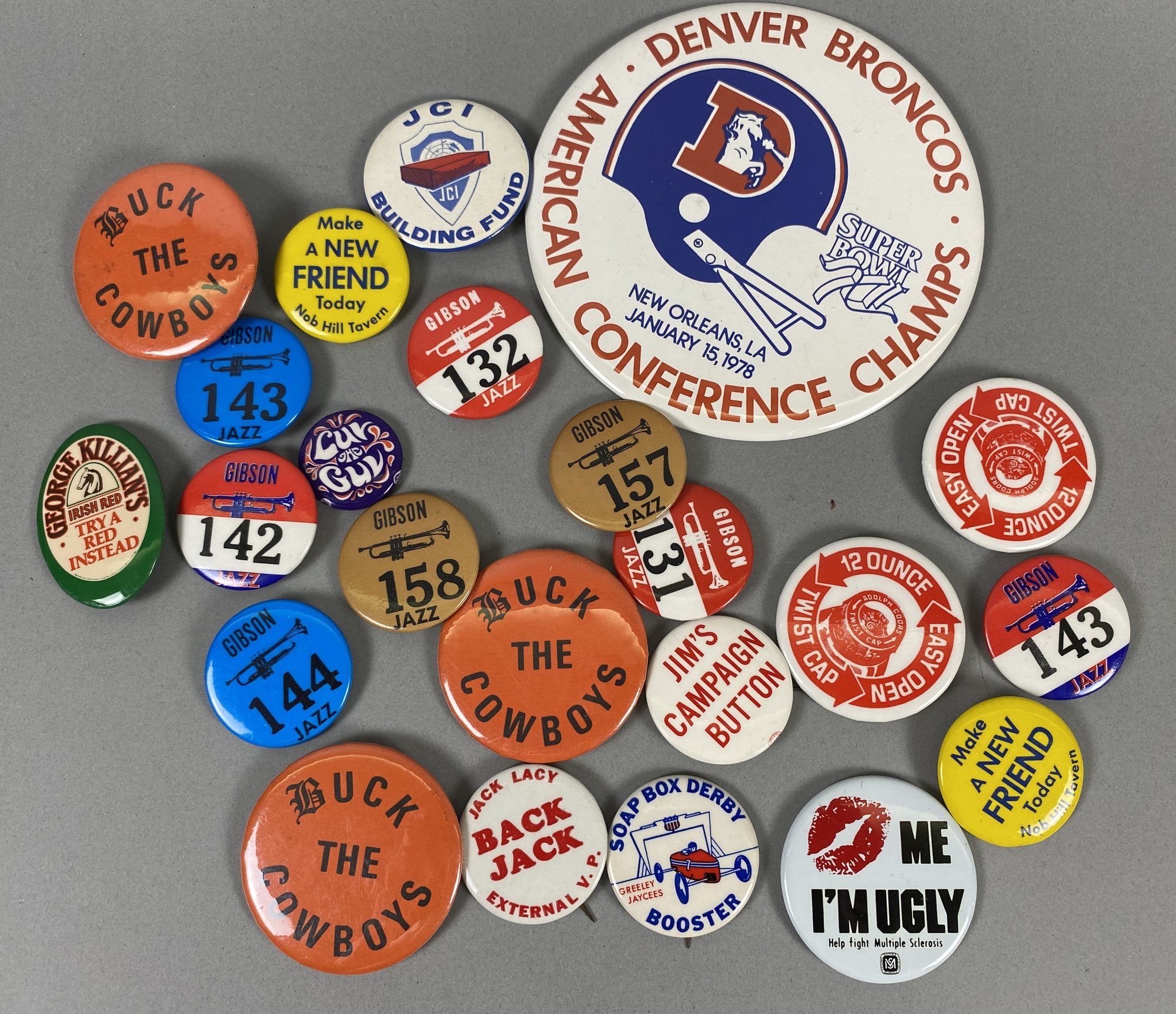 Assortment Of Buttons Including A Large 1978 Denver Broncos American ...