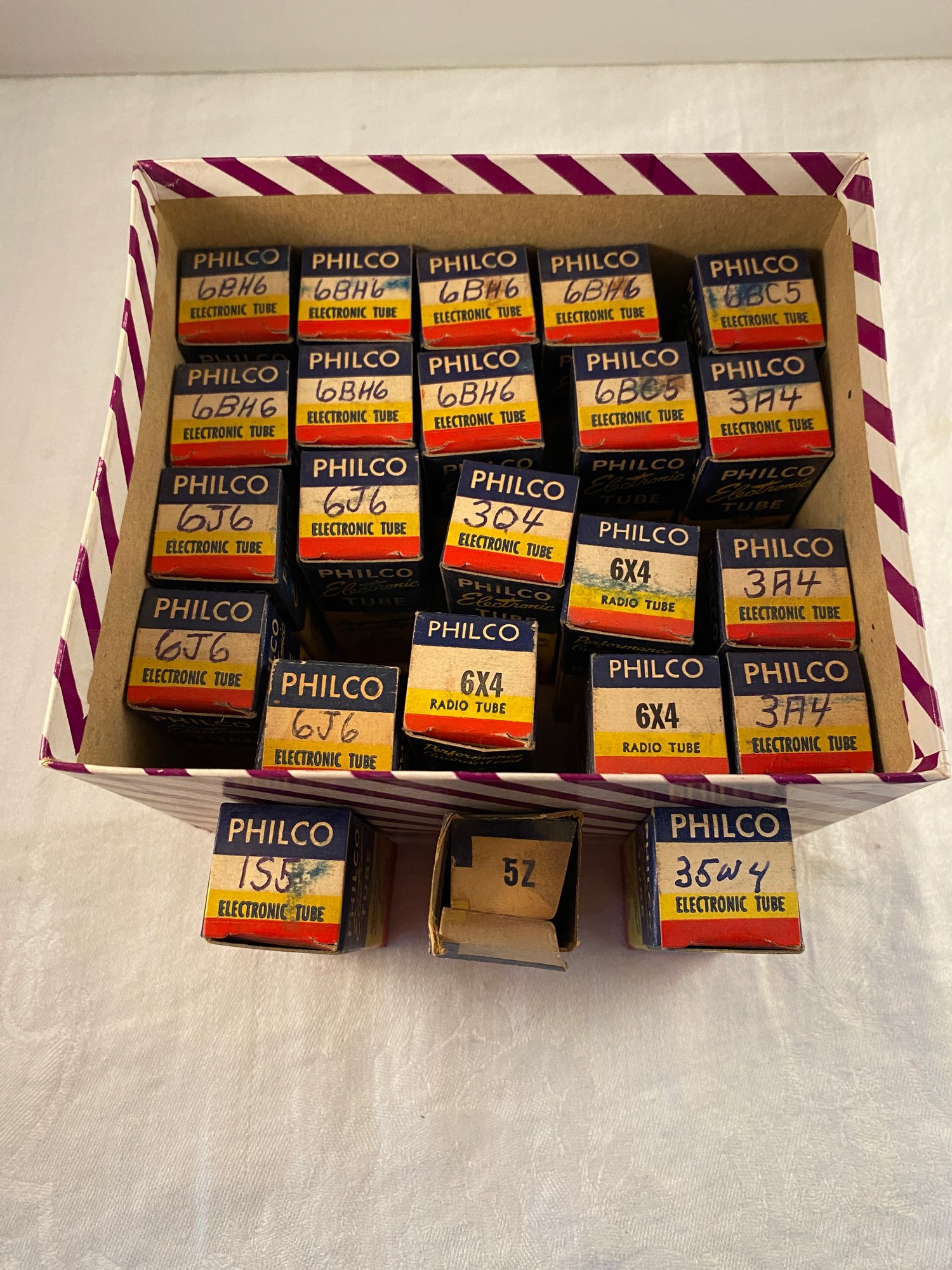 More Than 20 Vintage Vacuum Tubes From Philco, Various Models Including ...
